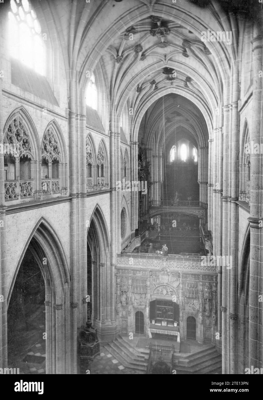 11/30/1931. NAVE OF THE CATHEDRAL.-APPROXIMATE DATE.-Located at the ...
