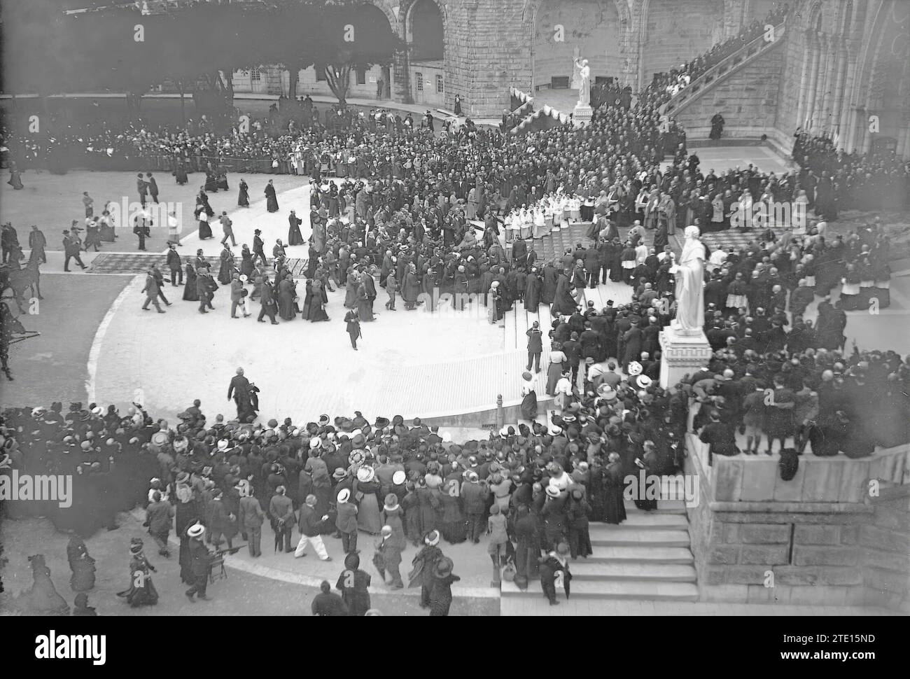 Eucharistic congress hi-res stock photography and images - Alamy