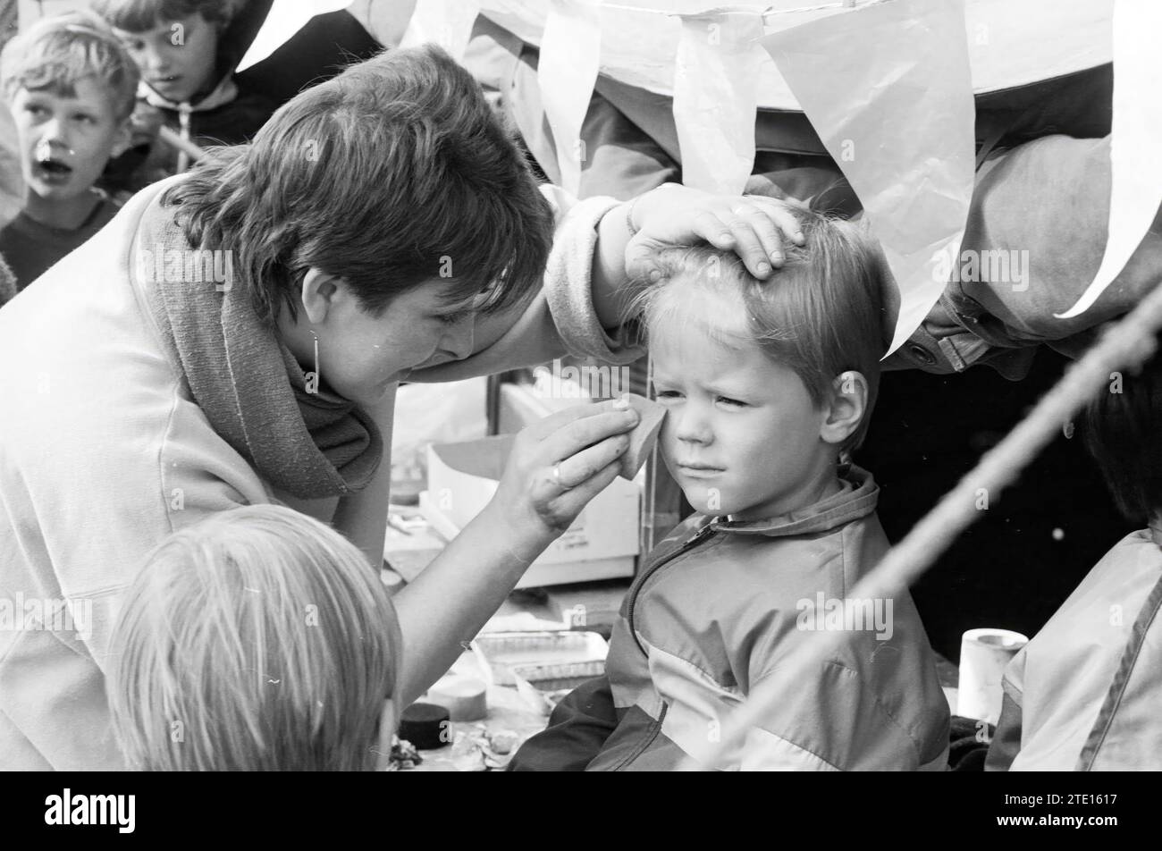 Easter festival week, Flea field, Haarlem, Parties, Palm Sunday and ...