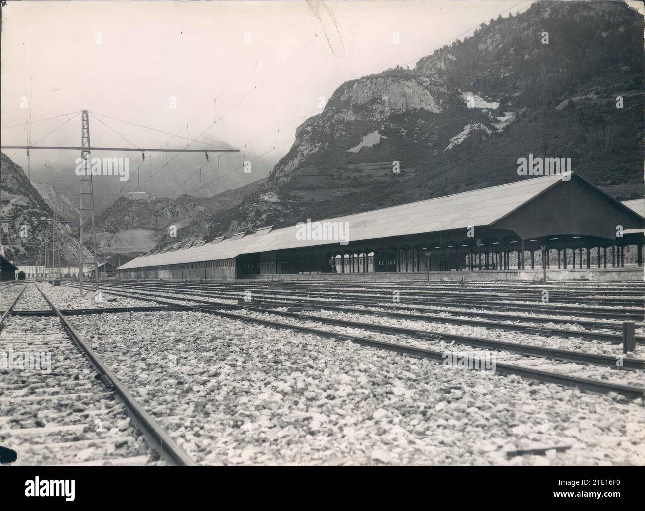 12 31 1927 For The Services Of The New Station There Are Various Docks 12-31-1927-for-the-services-of-the-new-station-there-are-various-docks
