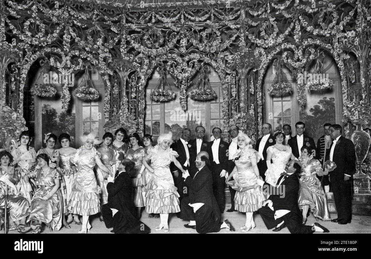 Happy operetta hi-res stock photography and images - Alamy