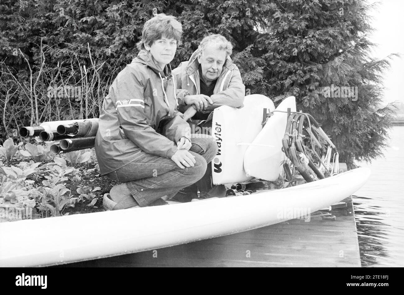 Hielke van de Harst designer Wayler surfing, Surfing, 24-05-1983 ...