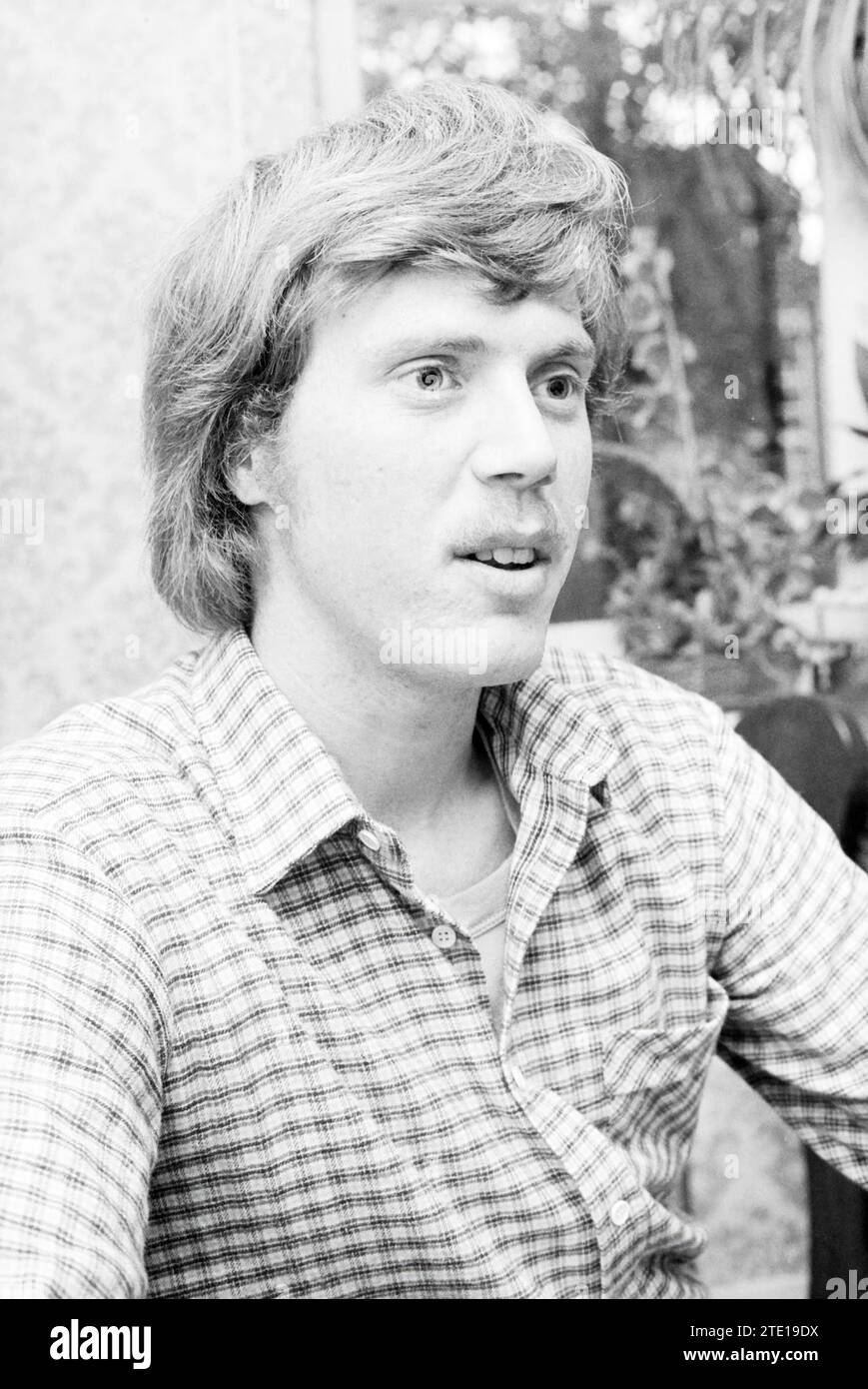 Footballer W. Schellevis, Football, 02-11-1979, Whizgle News from the ...