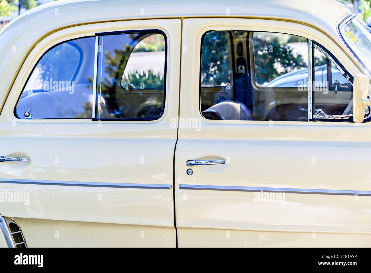 Details of the side of an old car, classic, retro vehicle Stock Photo ...