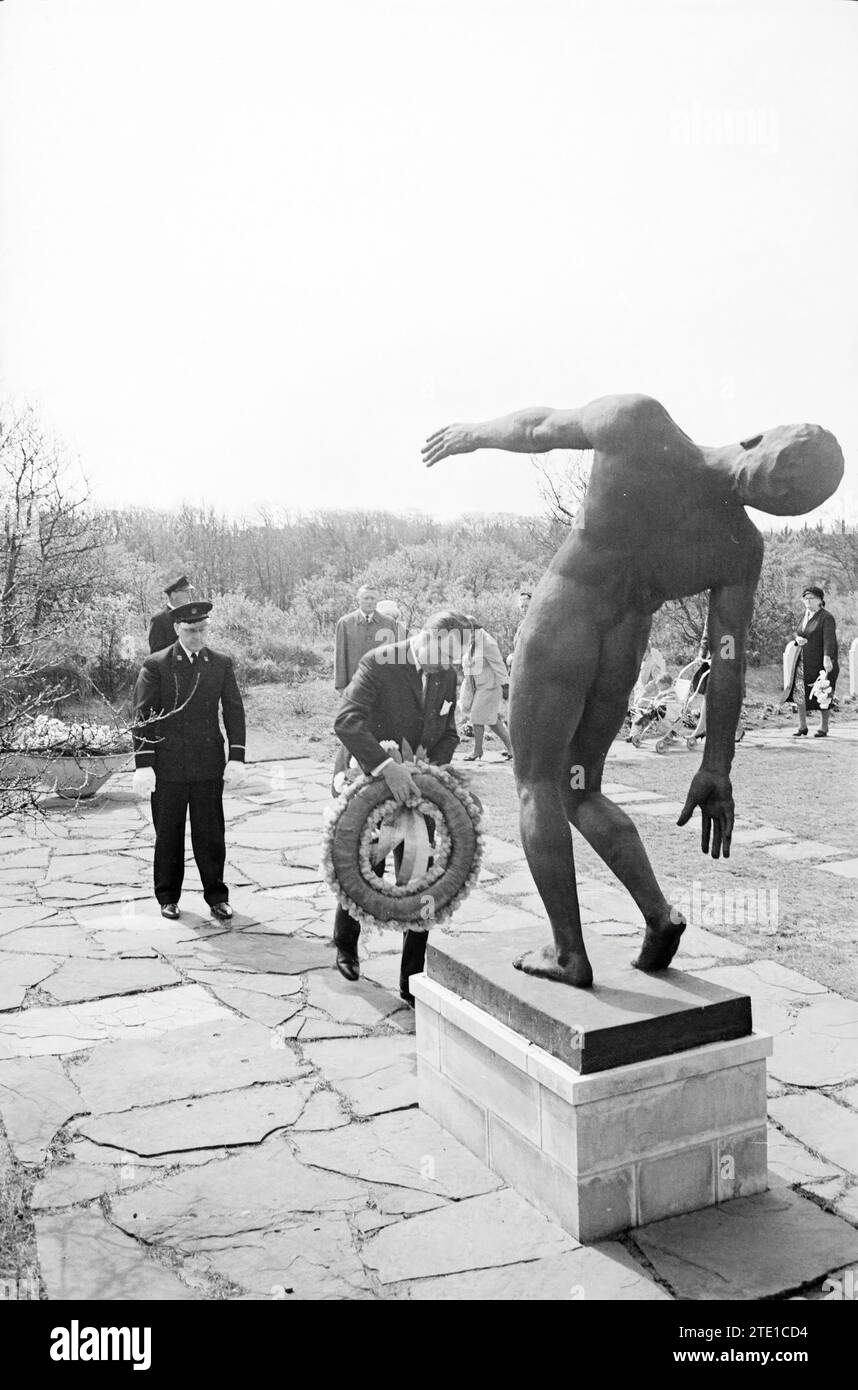 Commemoration of war victims and laying of wreaths at the statue of The ...