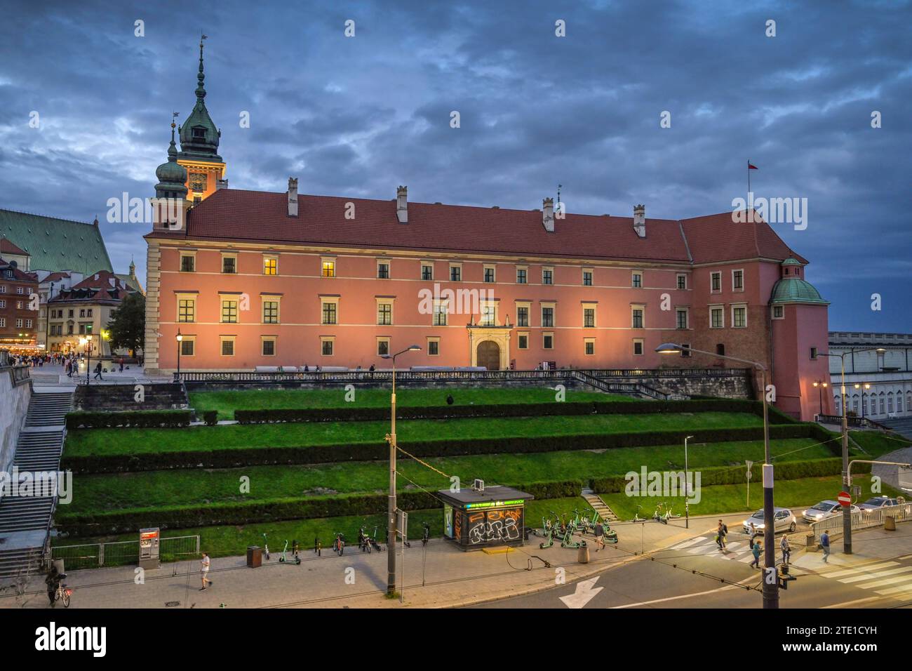 Zamek krolewski w warszawie hi-res stock photography and images - Alamy