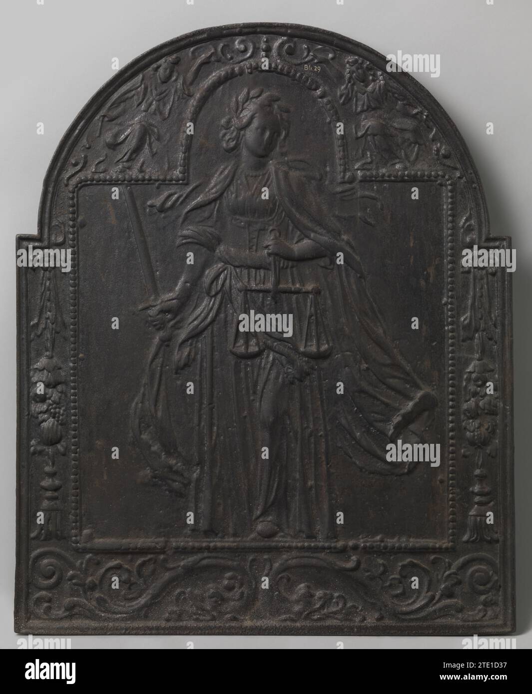 Hardplate with Justitia, Anonymous, 1650 - 1700 Cast iron fireplace ...