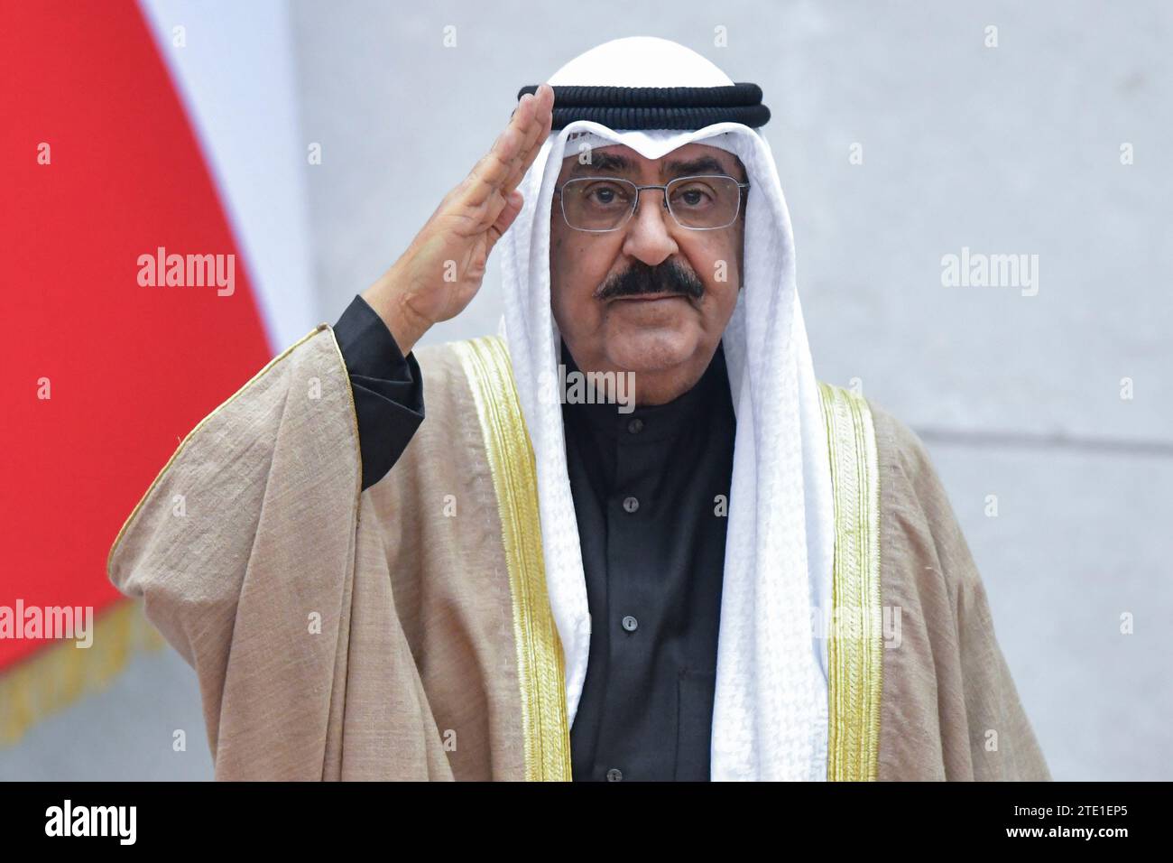 New Emir of Kuwait Sheikh Meshal Al Ahmad Al Sabah takes the oath at ...
