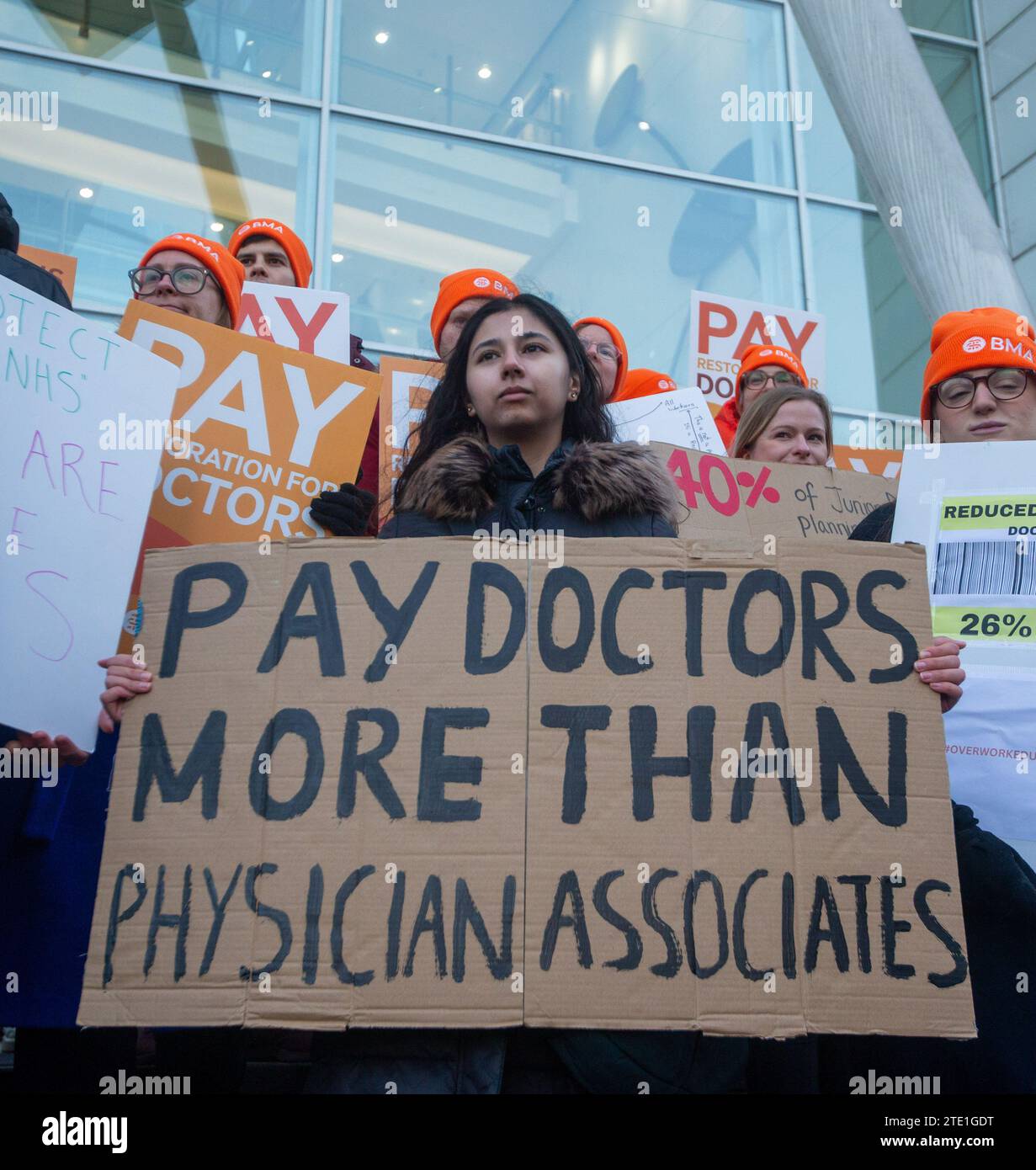 London, England, UK. 20th Dec, 2023. Doctors are seen at the picket ...