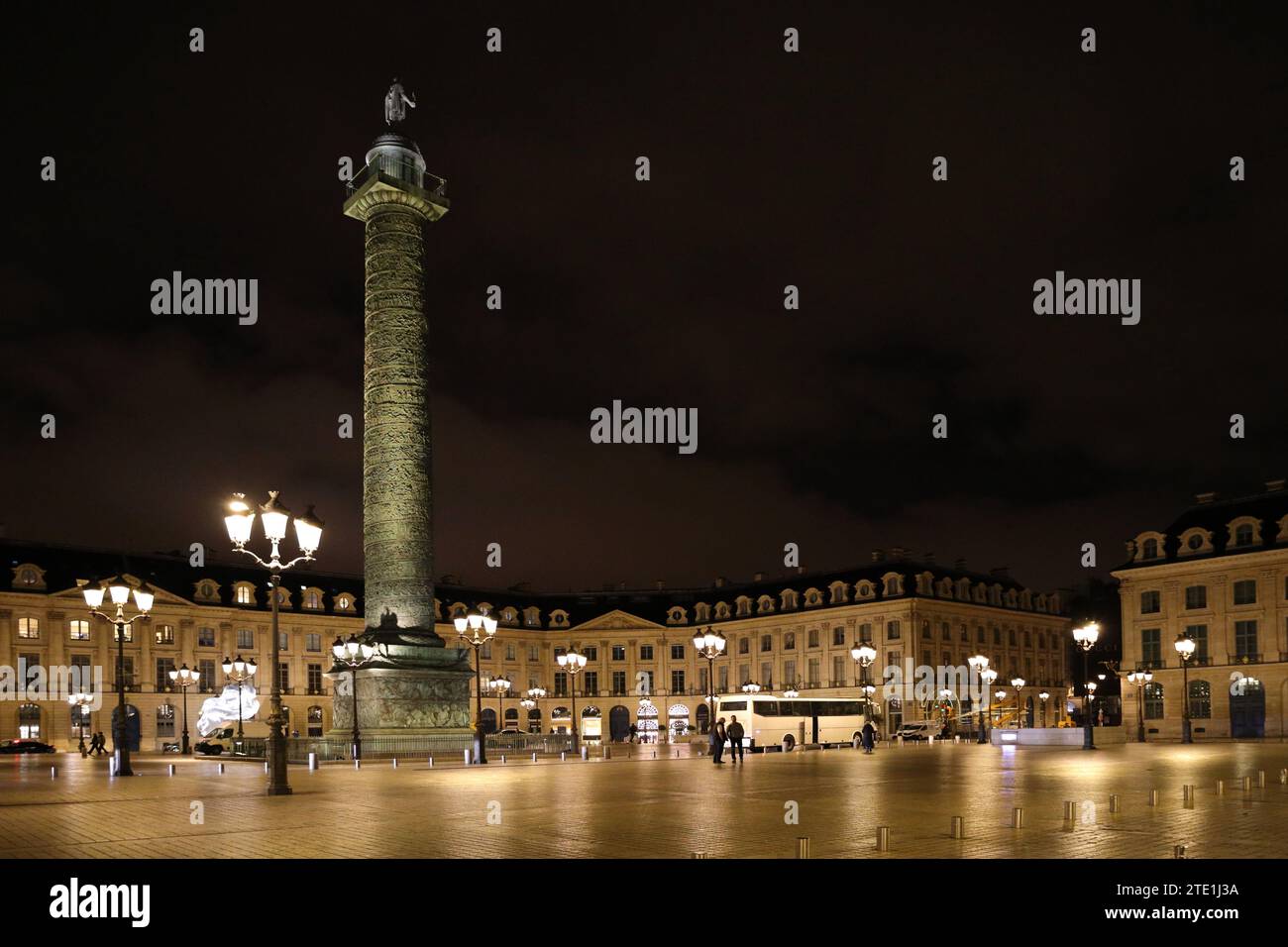Place Vendôme, France - Night view of the Colonne Vendôme, a bronze ...