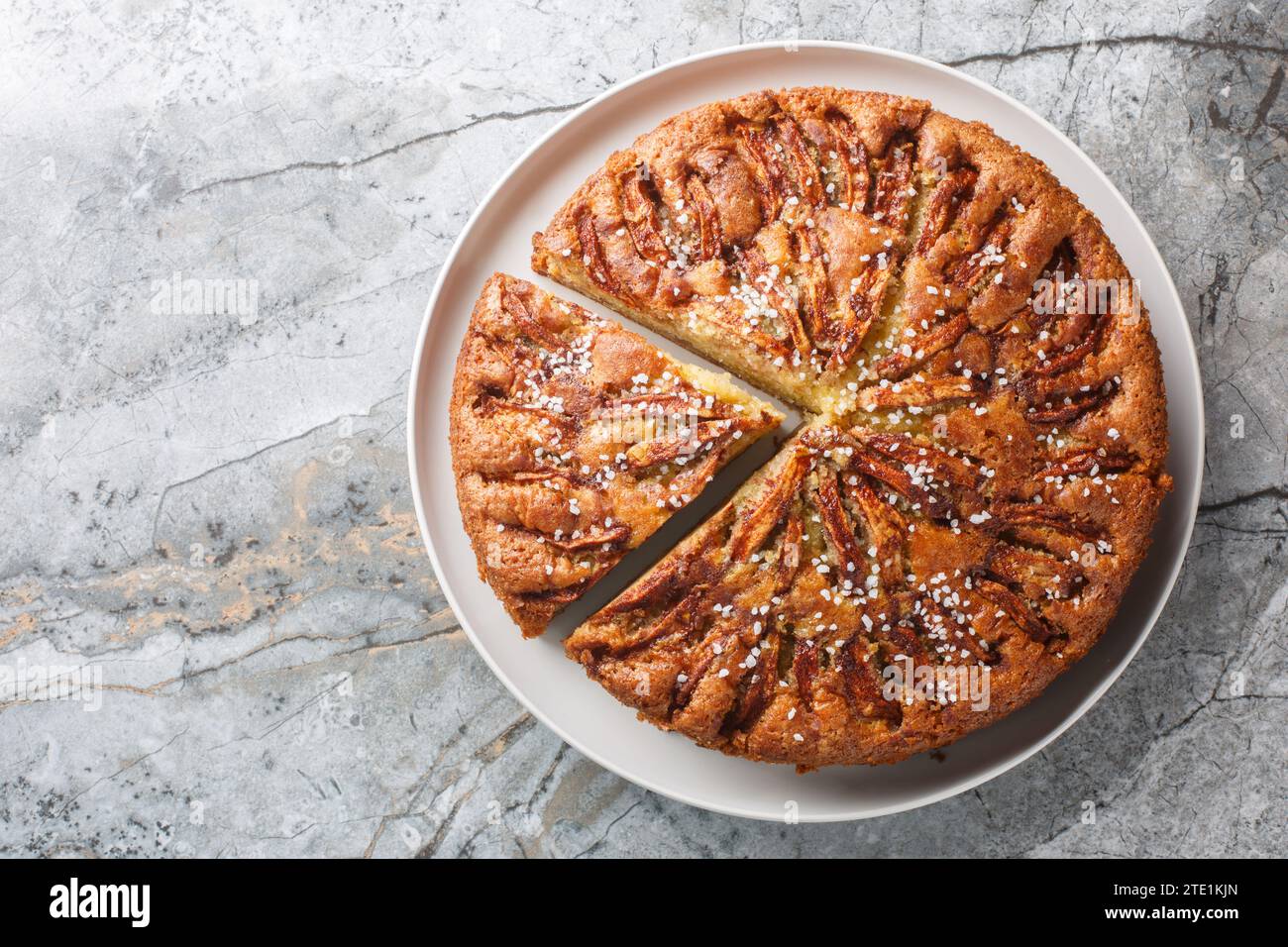 Norwegian apple cake eplekake is plenty of apple slices on sponge ...