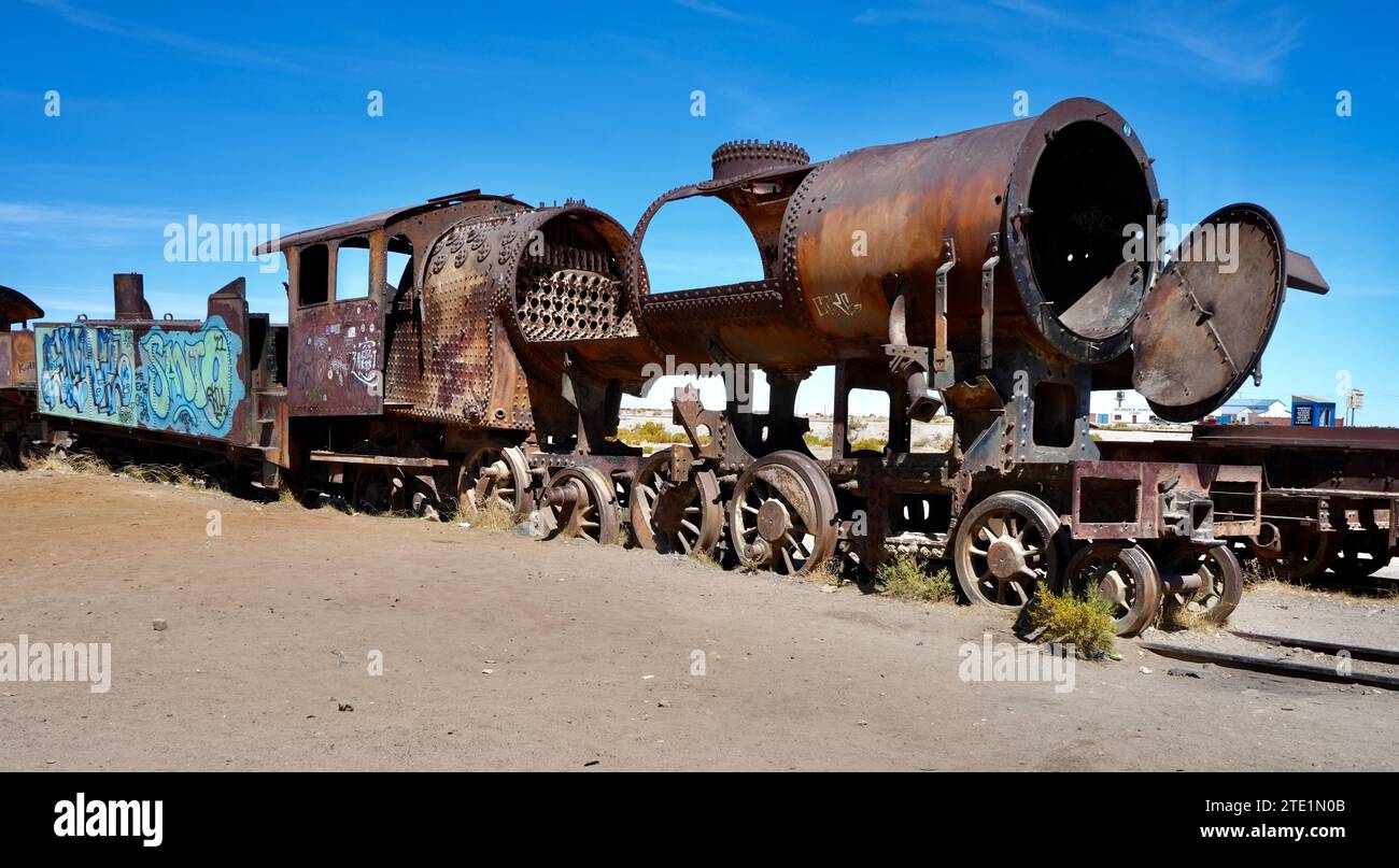 Vintage trenes hi-res stock photography and images - Alamy