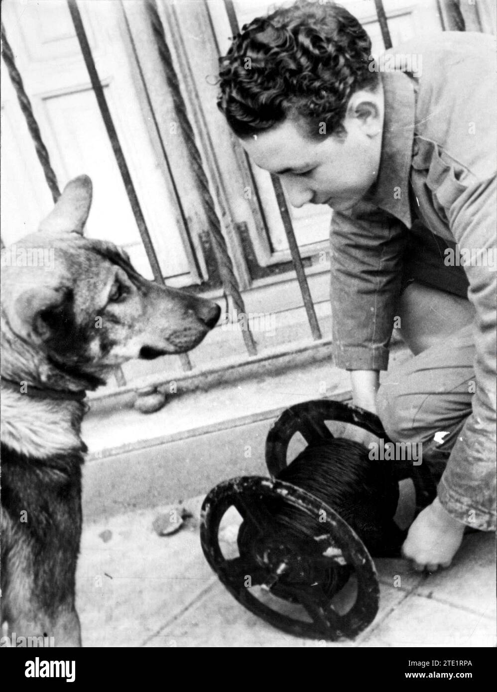 Thread telegraph hi-res stock photography and images - Alamy