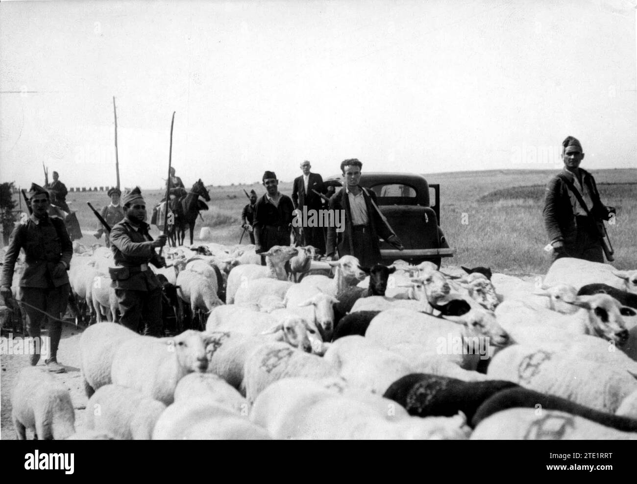 09/30/1936. The Republican Soldiers Transferring more than Six Hundred ...