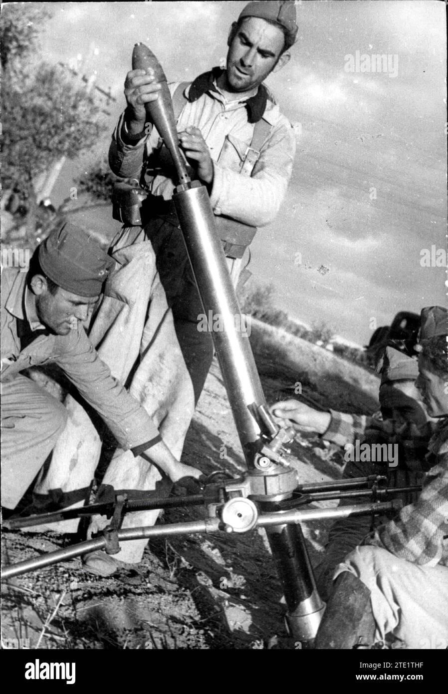 09/30/1936. Soldiers Specialized in the Mortar section, Prepare before ...