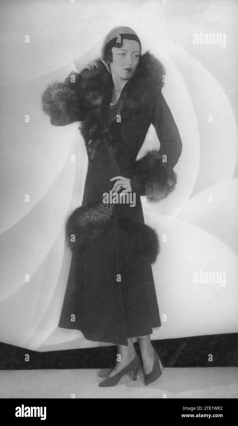 12/31/1929. In the Image, cloth coat trim from "Renard Agent". Germaine ...
