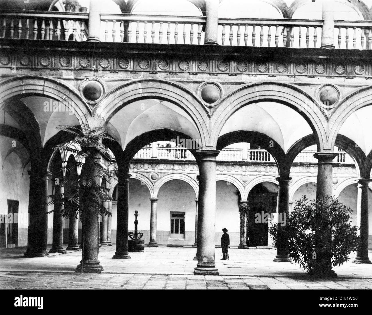 Toledo. 1920 (CA.) Arcade of the inner courtyard of the Tavera Hospital ...