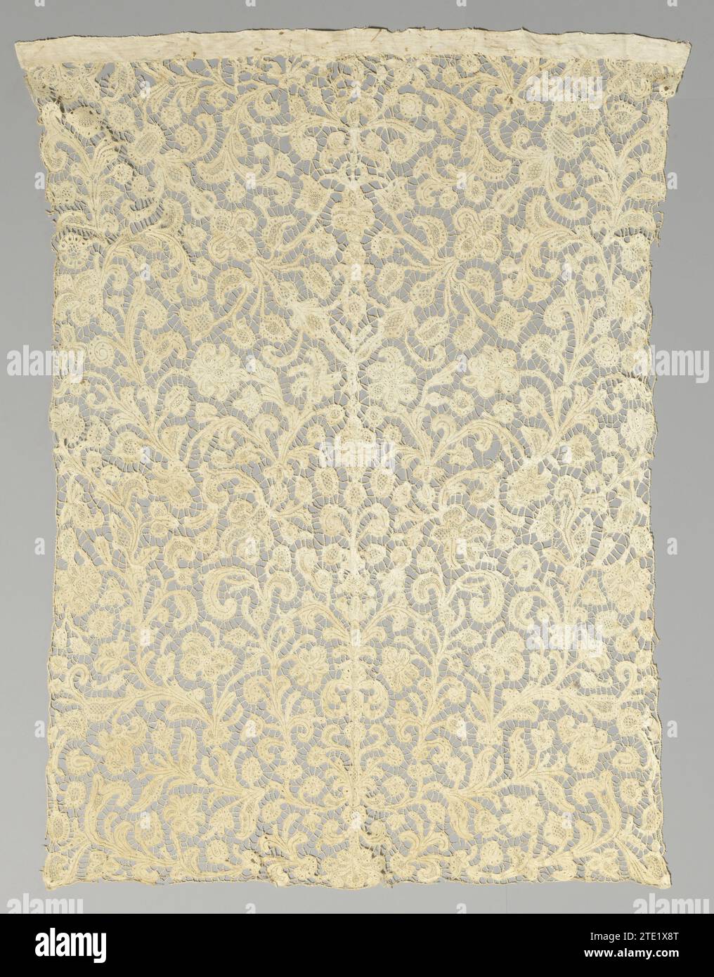 Predicted cloth or church van van Kloskant with Kandelaber motif ...