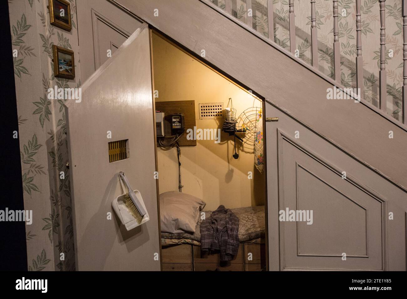 Emma watson harry potter studio hi-res stock photography and images - Alamy