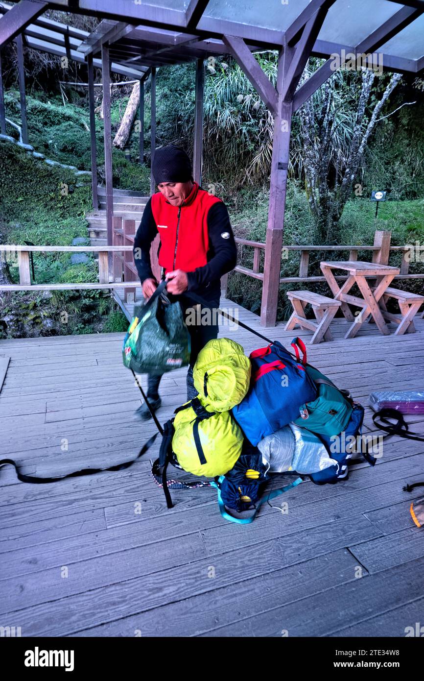 Jiaming lake national trail hi-res stock photography and images - Alamy