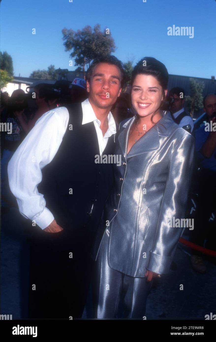 Neve campbell scream 1996 hi-res stock photography and images - Alamy