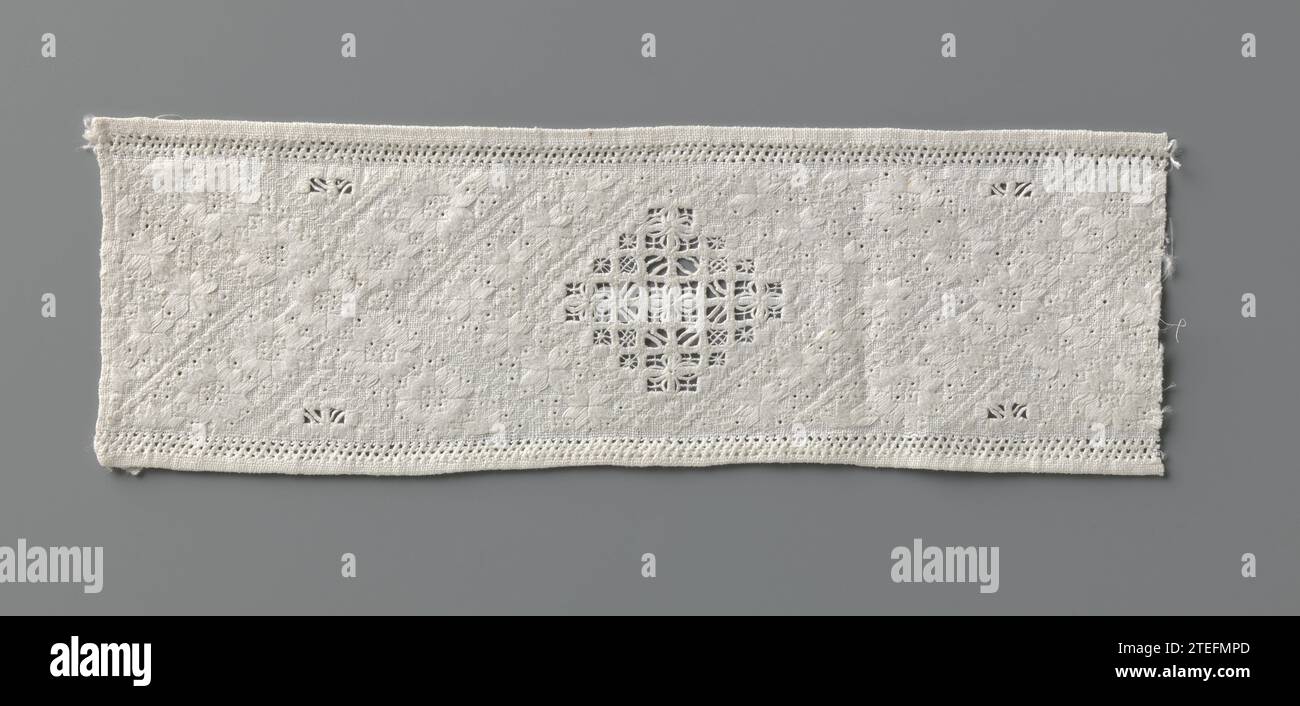 Intermediate base of embroidered linen with lace plunger in a window ...