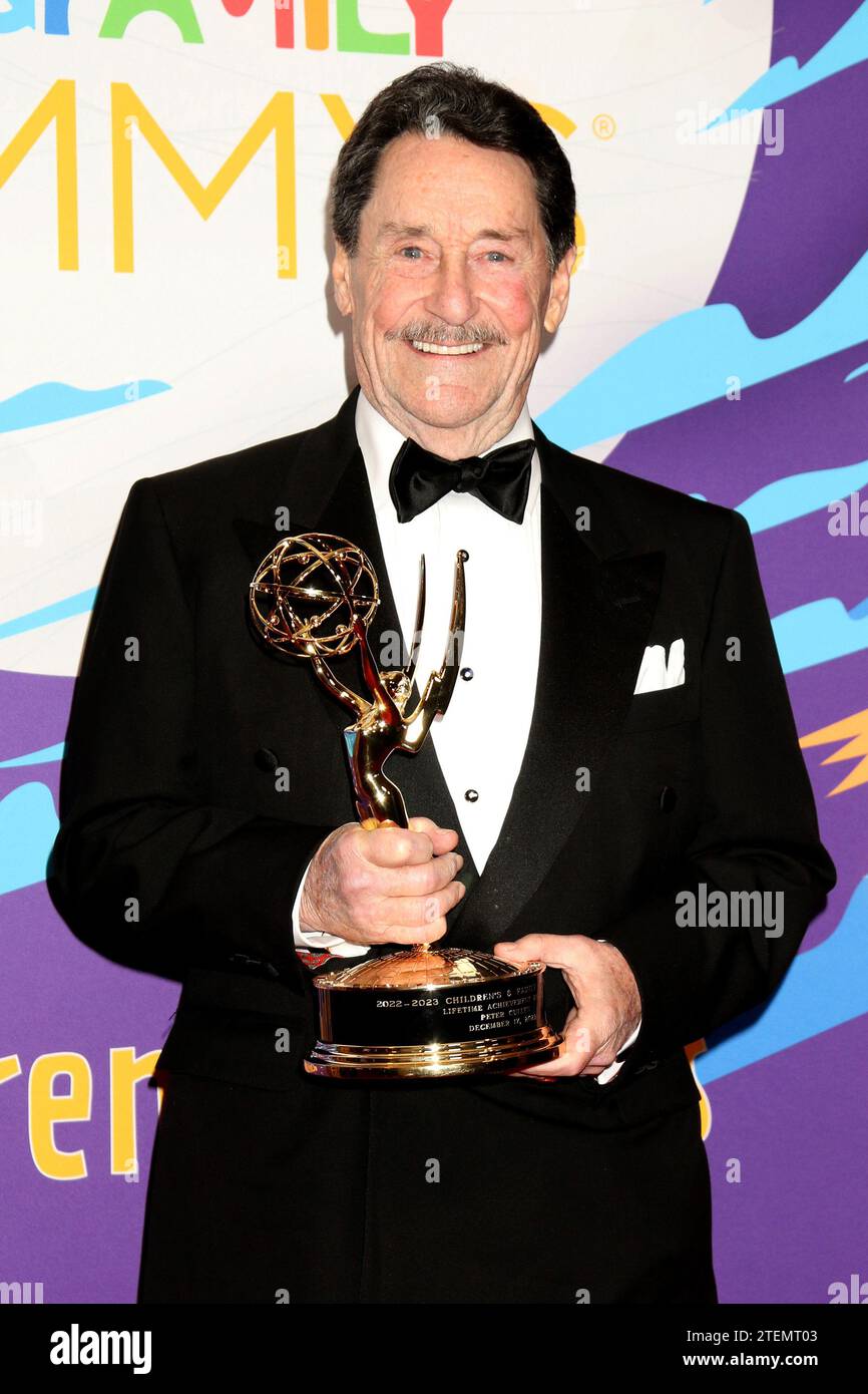 Los Angeles, USA. 17th Dec, 2023. LOS ANGELES - DEC 17: Peter Cullen at the 2nd Children's and ...