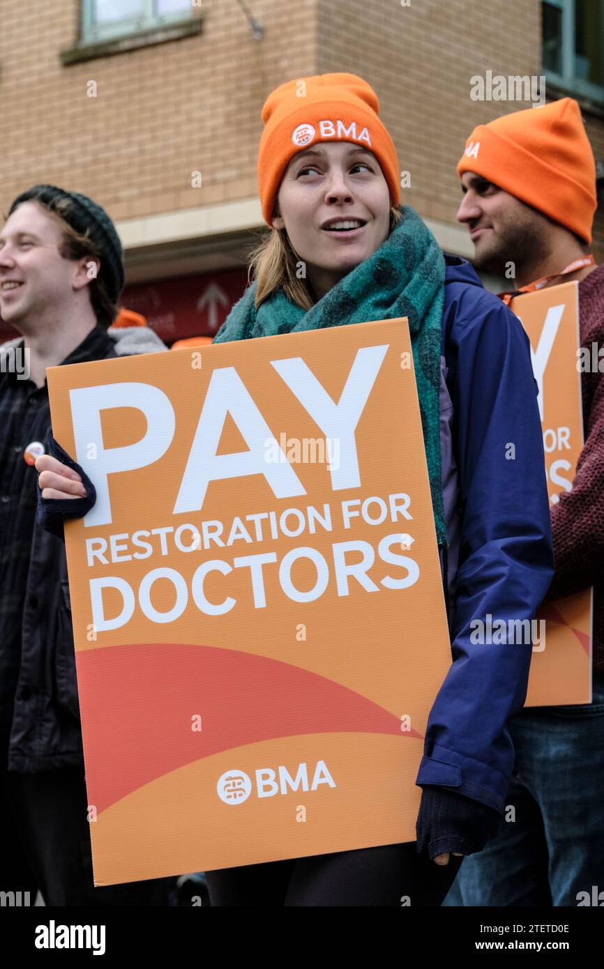 Bristol, UK. 20th Dec, 2023. Junior Doctors continue their strike in ...