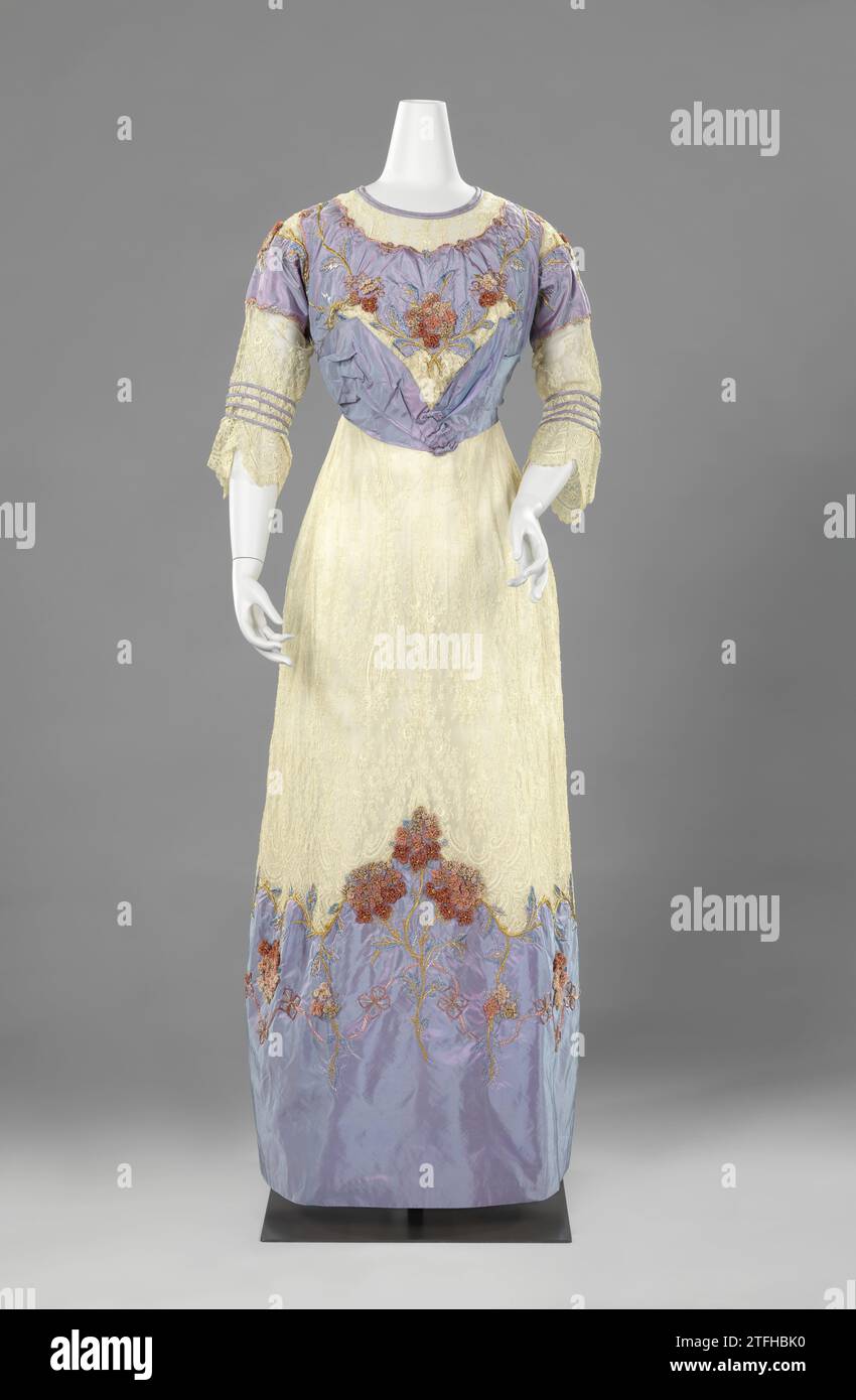 Falling ribbons hi-res stock photography and images - Alamy