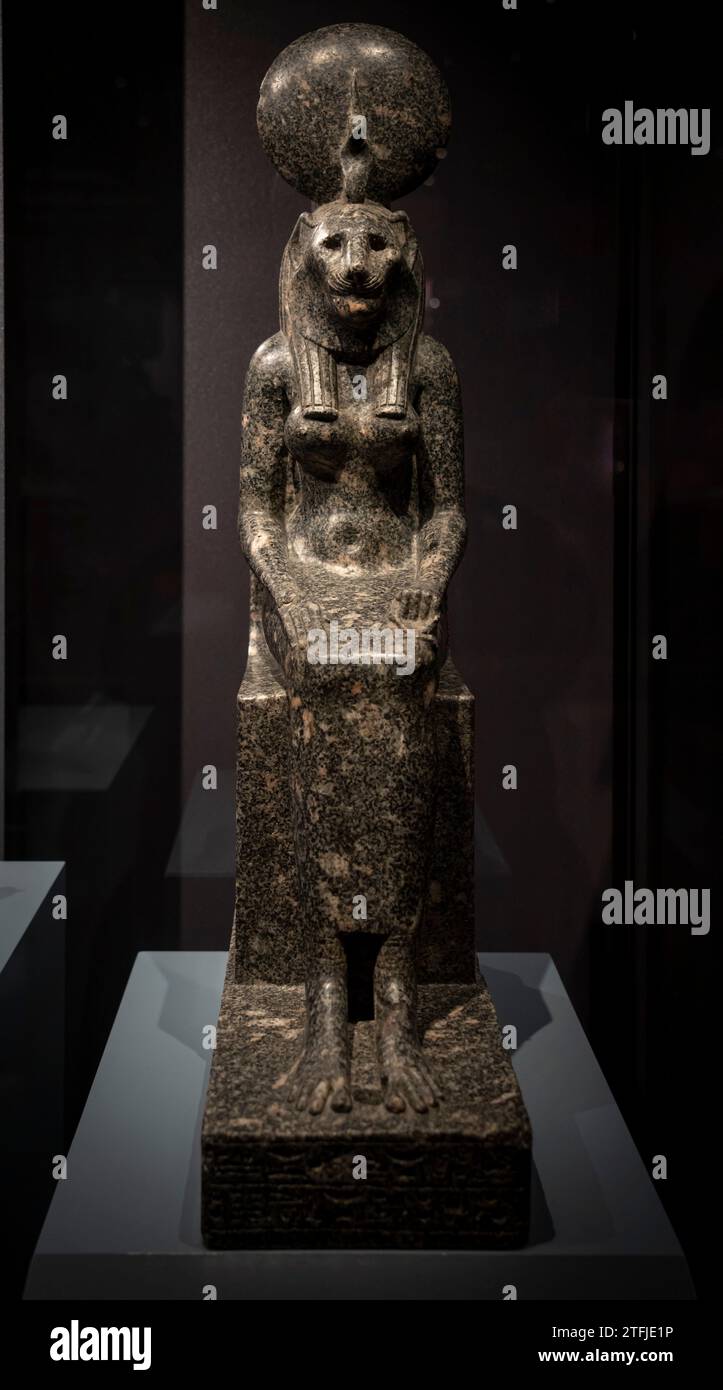 Paris, France - 12 15 2023: The Great Evolution Gallery of Paris ...