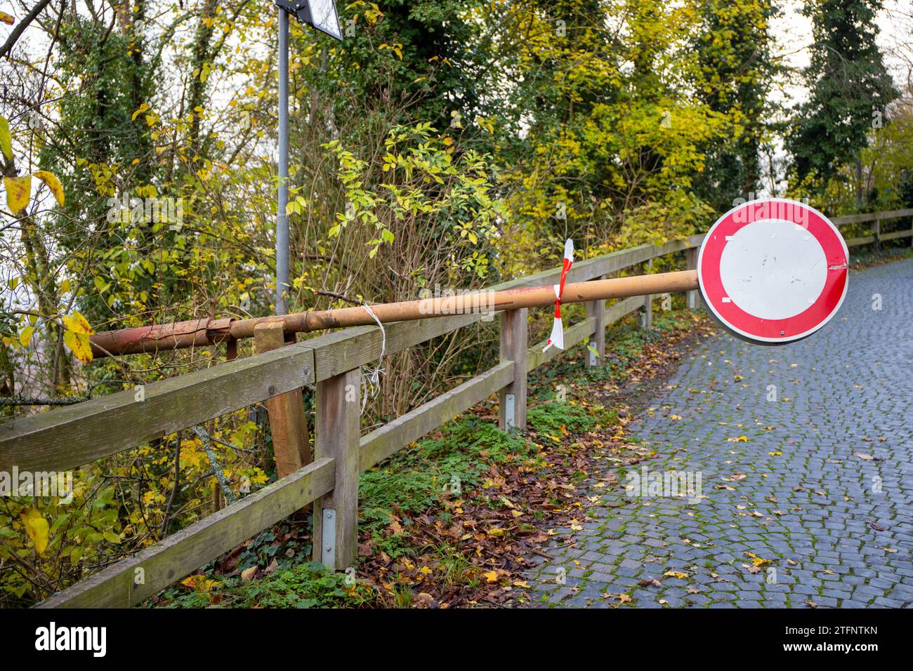 No passage Sign on a barrier Stock Photo - Alamy