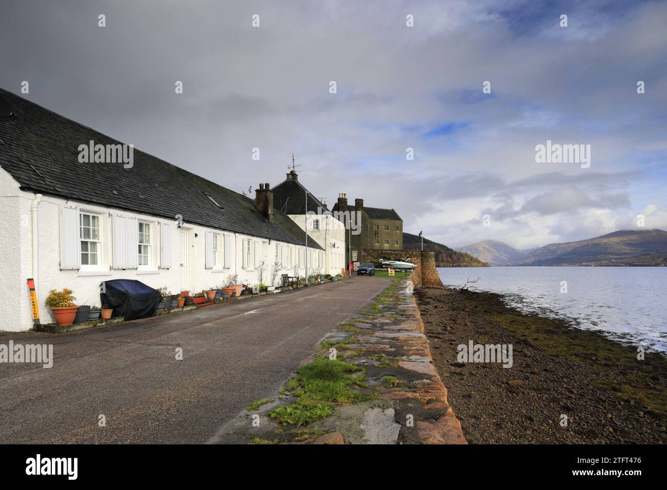 Cottages on the side of Loch Fyne, Inverary town, Argyll and Bute ...