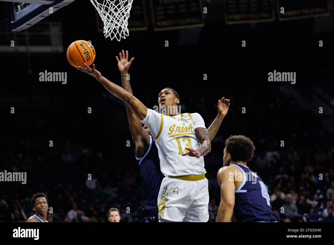 USA. 19th Dec, 2023. December 19, 2023: Notre Dame forward Tae Davis ...