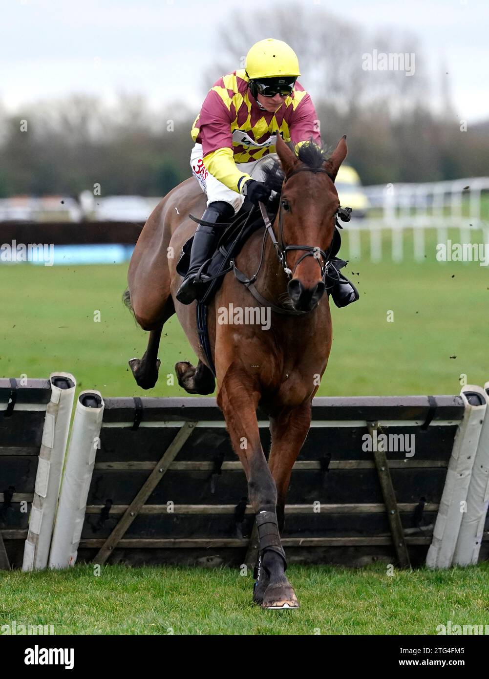 Itseemslikeit ridden by jockey Jack Tudor in the BetVictor EBF ...