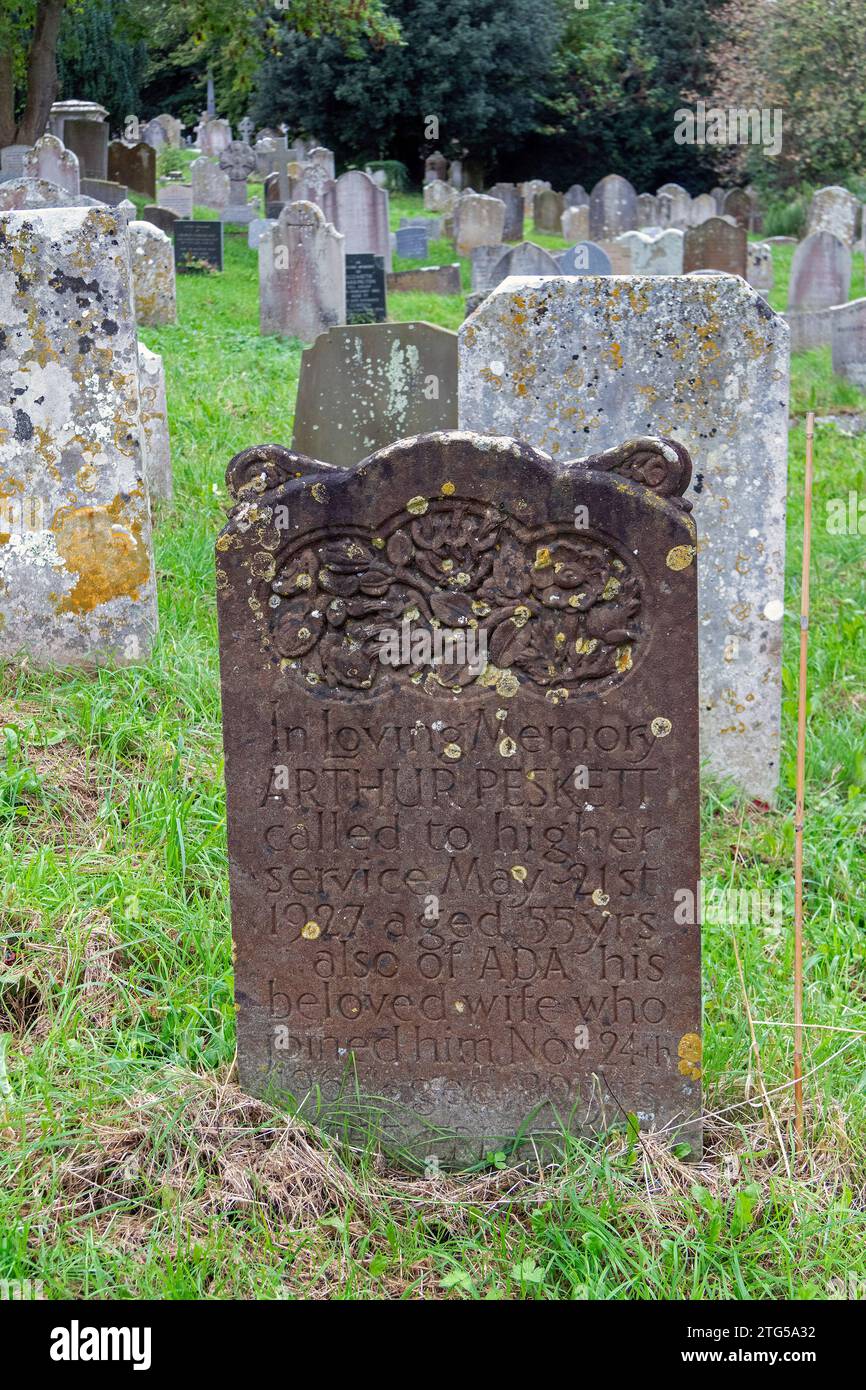 Old west graveyard hi-res stock photography and images - Alamy