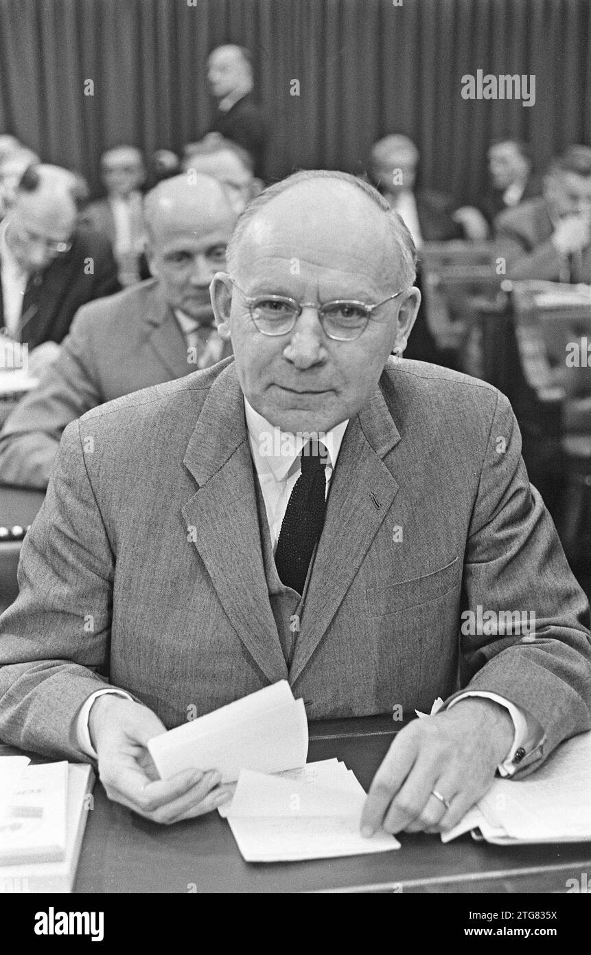 Professor vondeling hi-res stock photography and images - Alamy