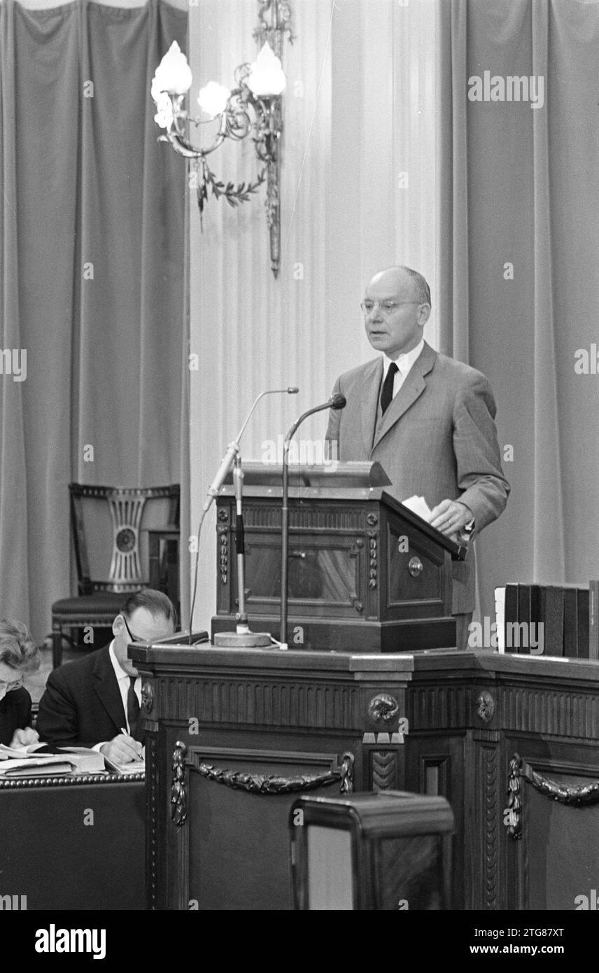 Professor vondeling hi-res stock photography and images - Alamy