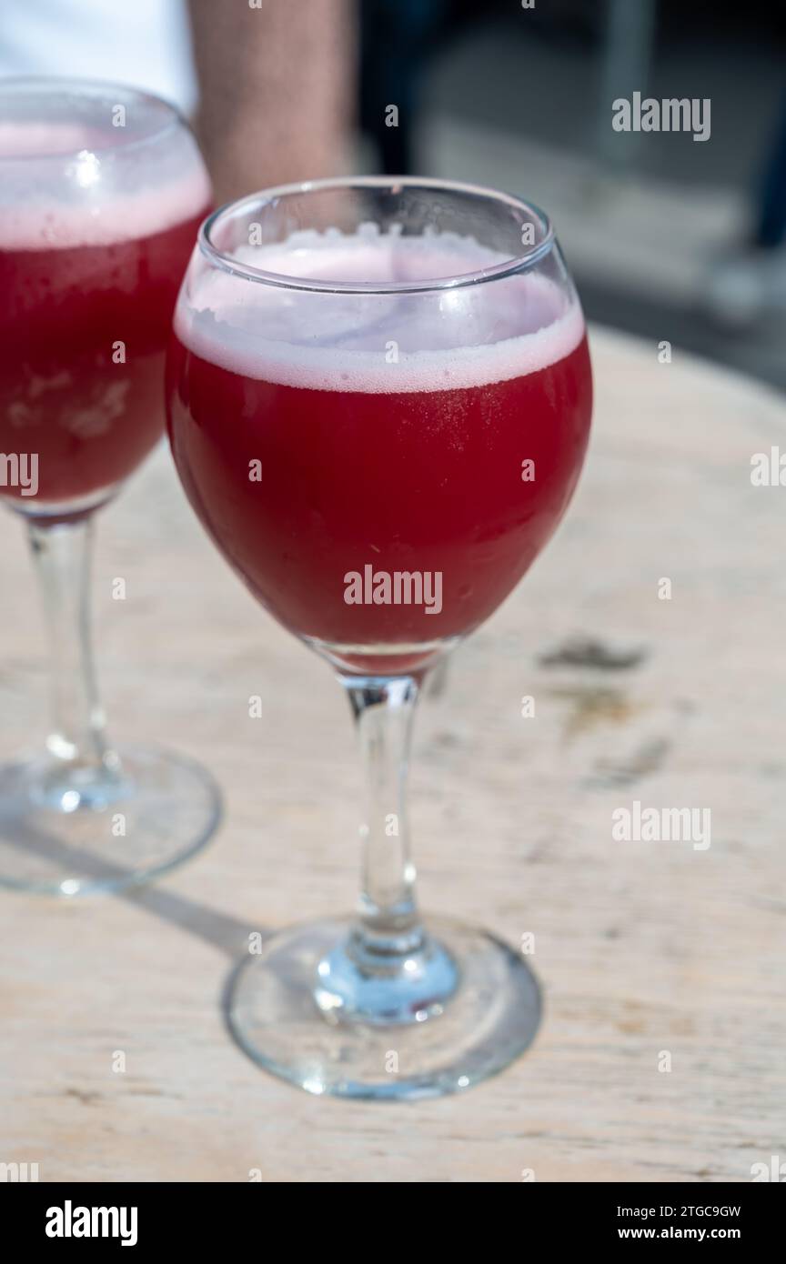 Lambic ale hi-res stock photography and images - Alamy