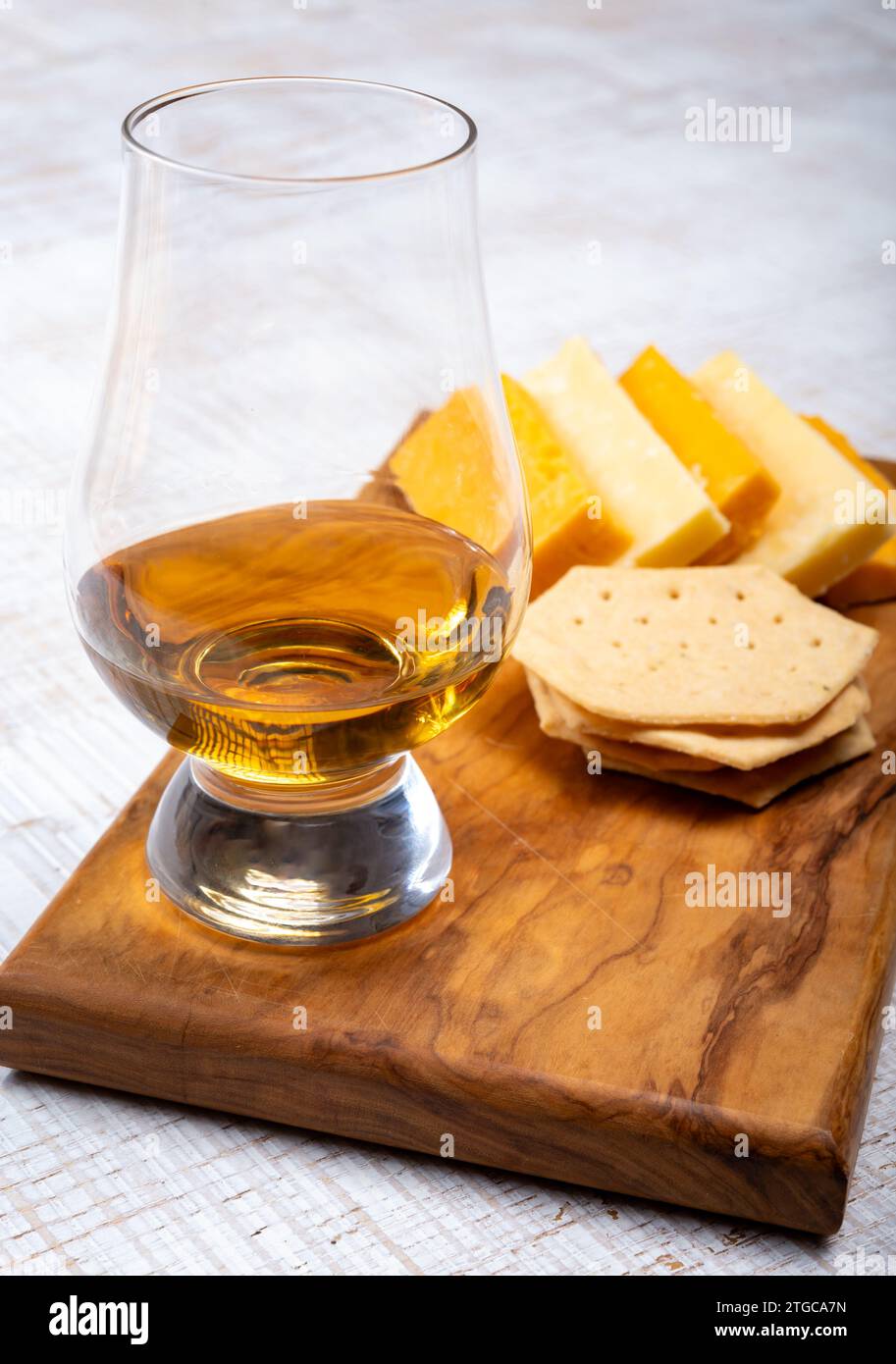 Scotch whiskey and cheese pairing, British cheeses collection, Scottish ...