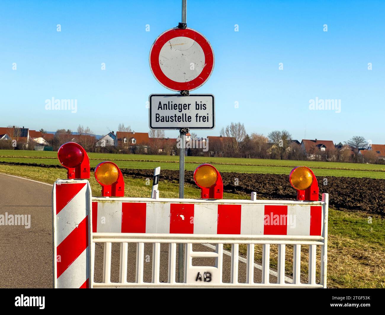 Verkehrsabsperrung hi-res stock photography and images - Alamy