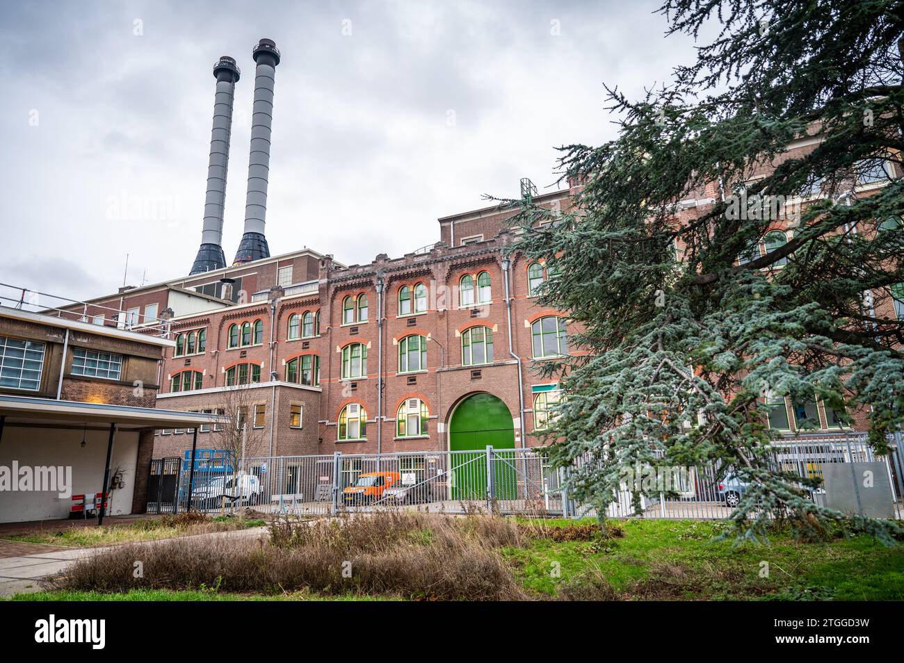 THE HAGUE - A Uniper power plant, where Tennet and Stedin, among others ...