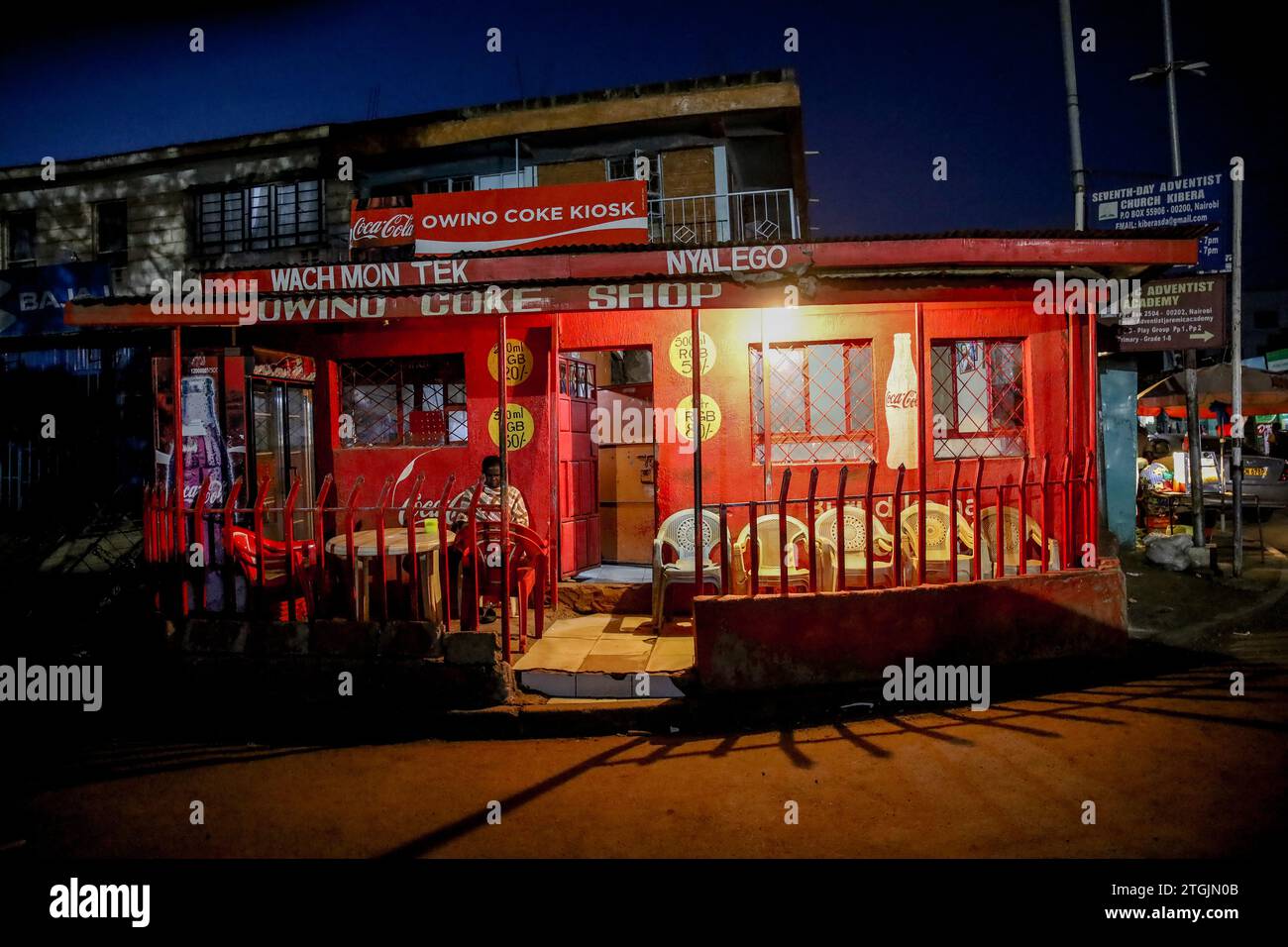 Nairobi slum shop hi-res stock photography and images - Alamy