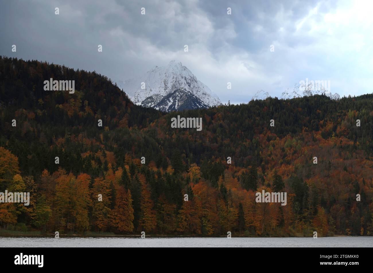 Autumn at the alatsee hi-res stock photography and images - Alamy