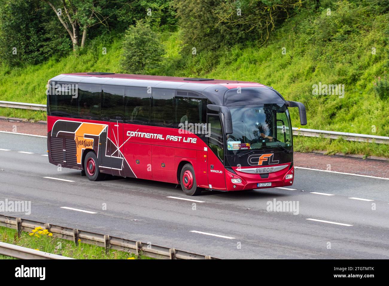 Luxury buses hi-res stock photography and images - Alamy