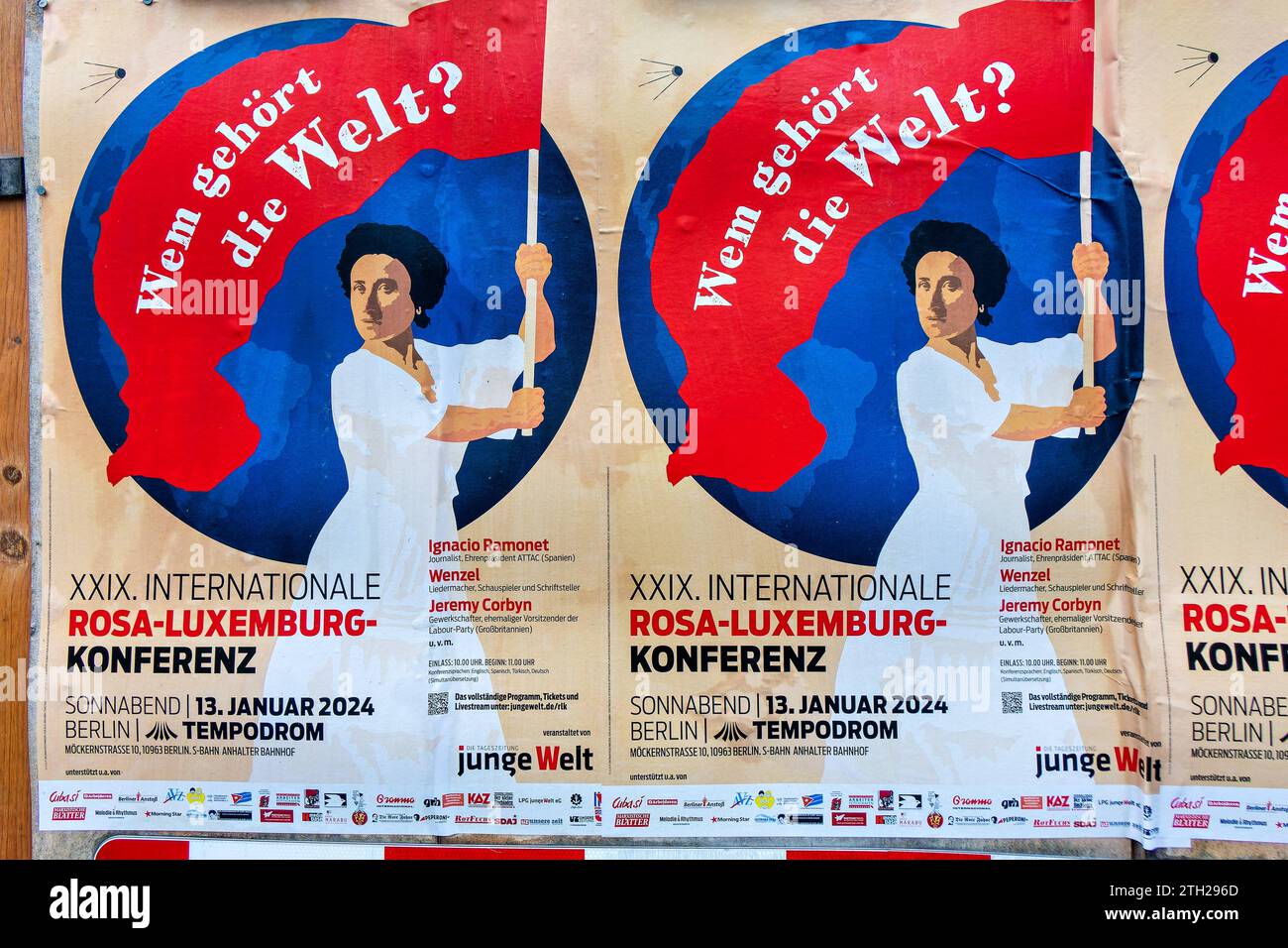 20.12.2023,Berlin,Plakate weisen auf die Rosa-Luxemburg-Konferenz am 07 ...