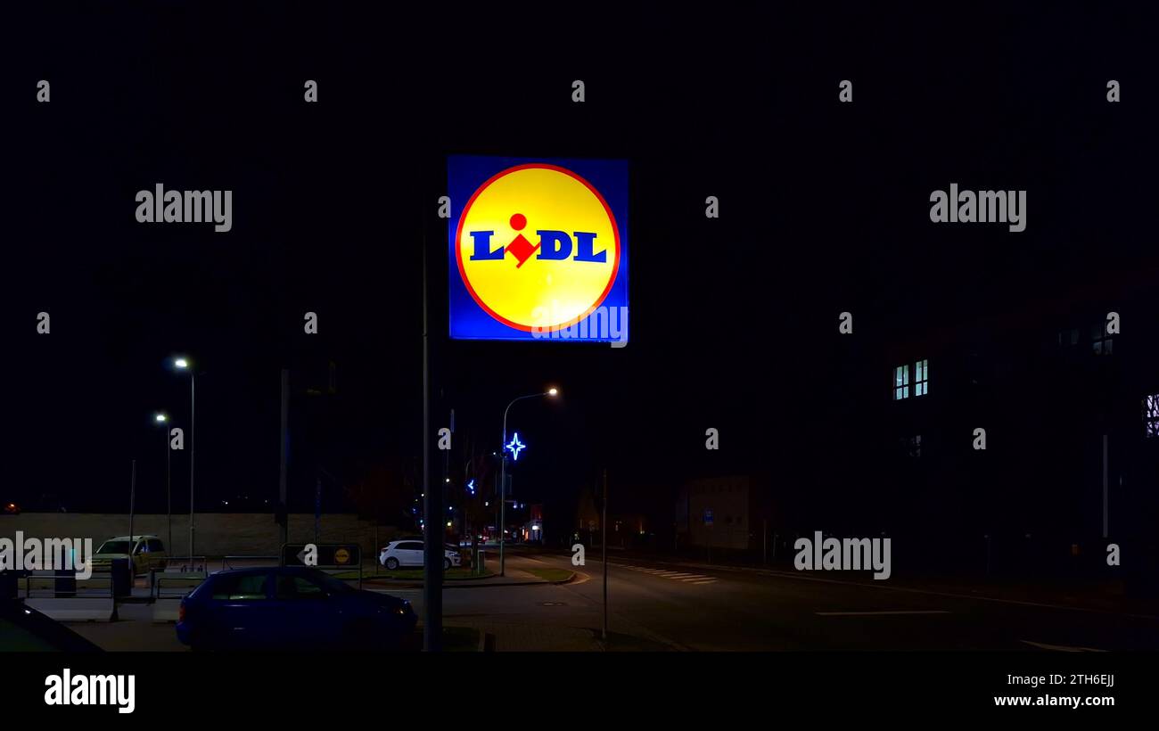 LIDL logo on hypermarket from German chain, part of Schwartz Gruppe ...