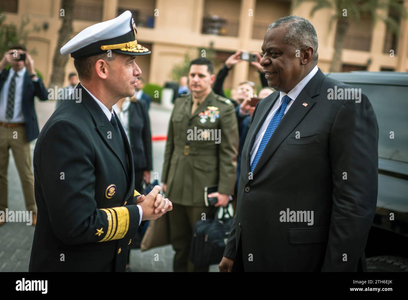 Commander u s naval forces central command hi-res stock photography and ...