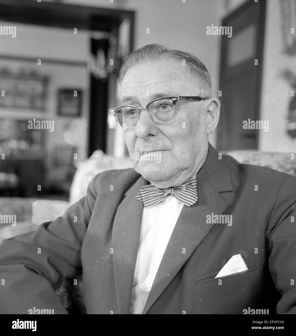 15 stol hi-res stock photography and images - Alamy