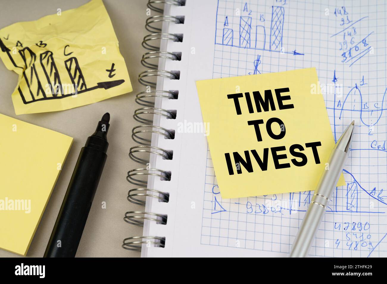 Real time strategy hi-res stock photography and images - Alamy