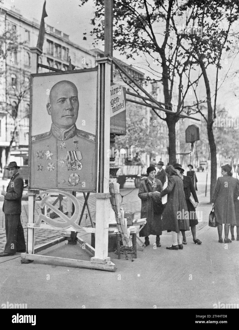 Vienna 1945 hi-res stock photography and images - Alamy